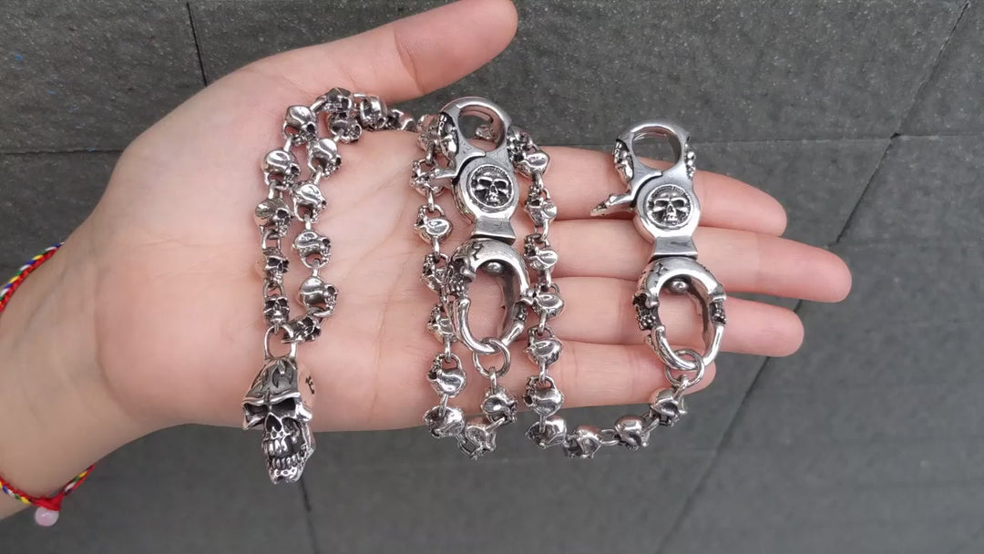 Flame Skull Wallet Chain — Gothic Biker Road Essential